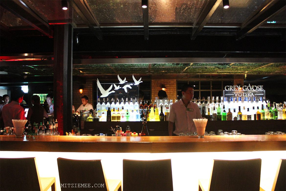 A night out at Above Eleven - Rooftop Bar - Bangkok Blog - Mitzie Mee