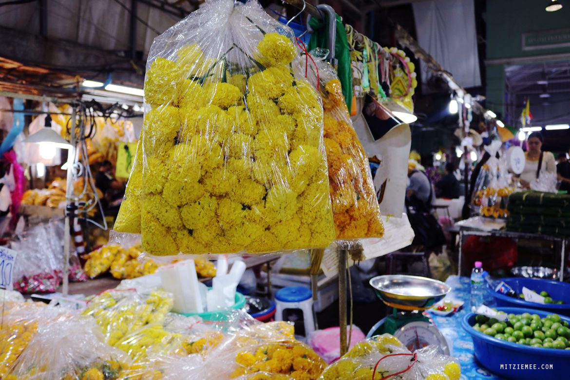 Bangkok Flower Market - Pak Khlong Talat - Bangkok Guide - Mitzie Mee