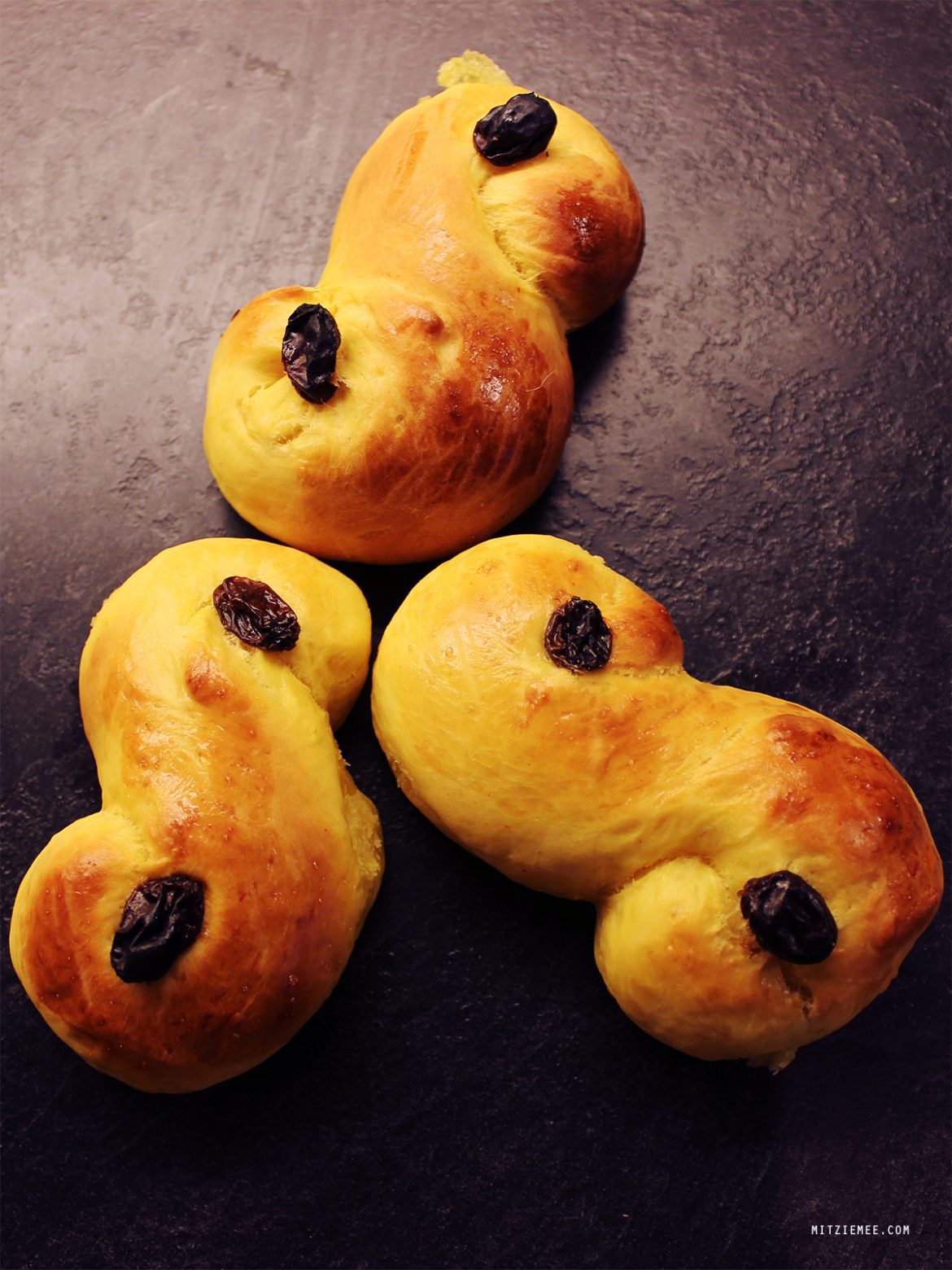 Recipe: Lussekatter - Swedish Saffron Buns