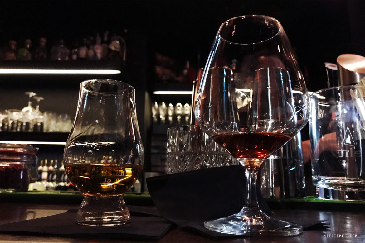 Aurora Bar - A rainy night in Zurich - Mitzie Mee