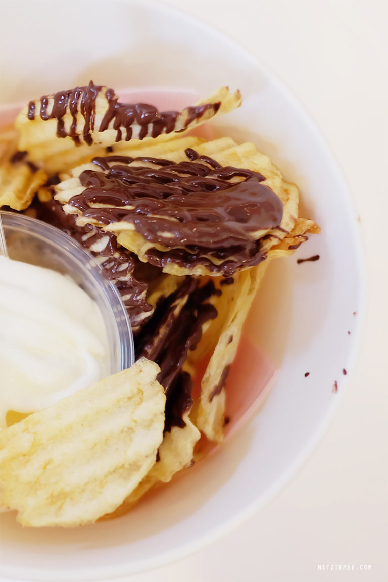 Calbee Plus - Potato chips with chocolate and soft serve - Tokyo Blog