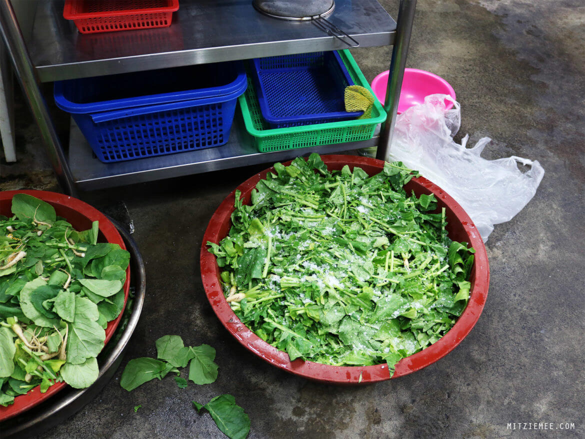 The night we ate a grilled fish head - Hyeopjae - Jeju Island