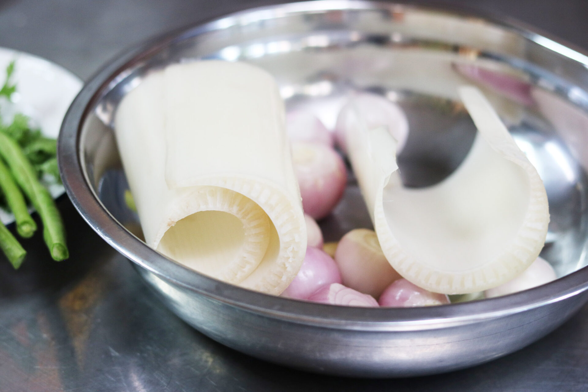 Mohinga - Vegetarian Recipe from Tea Garden in Mae Sot - Myanmar Food