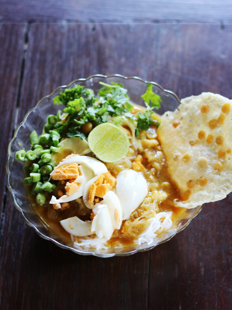 Recipe: Mohinga - Vegetarian version with banana stem - Mitzie Mee