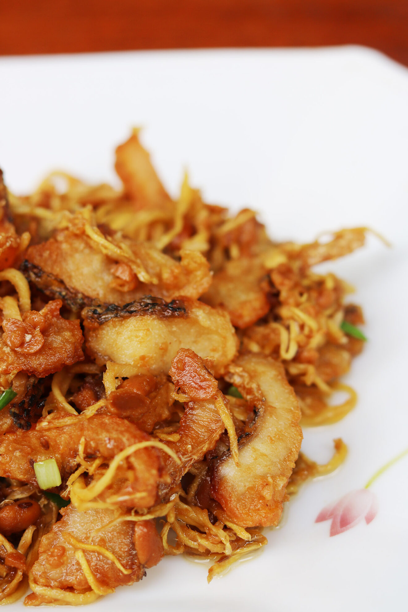Cambodia Recipe: Crispy fried fish with ginger and fermented soybeans ...