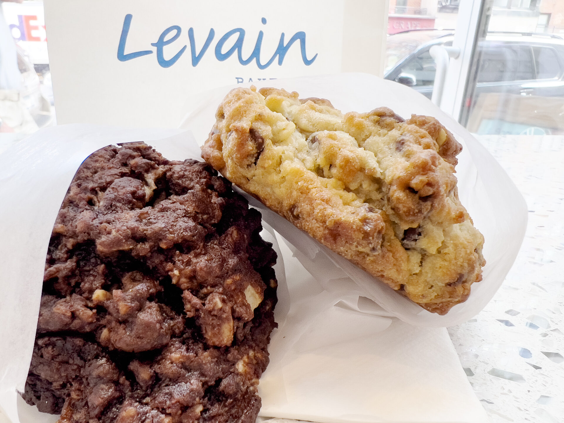 NYC: Levain - The Chocolate Chip Walnut Cookie - Mitzie Mee