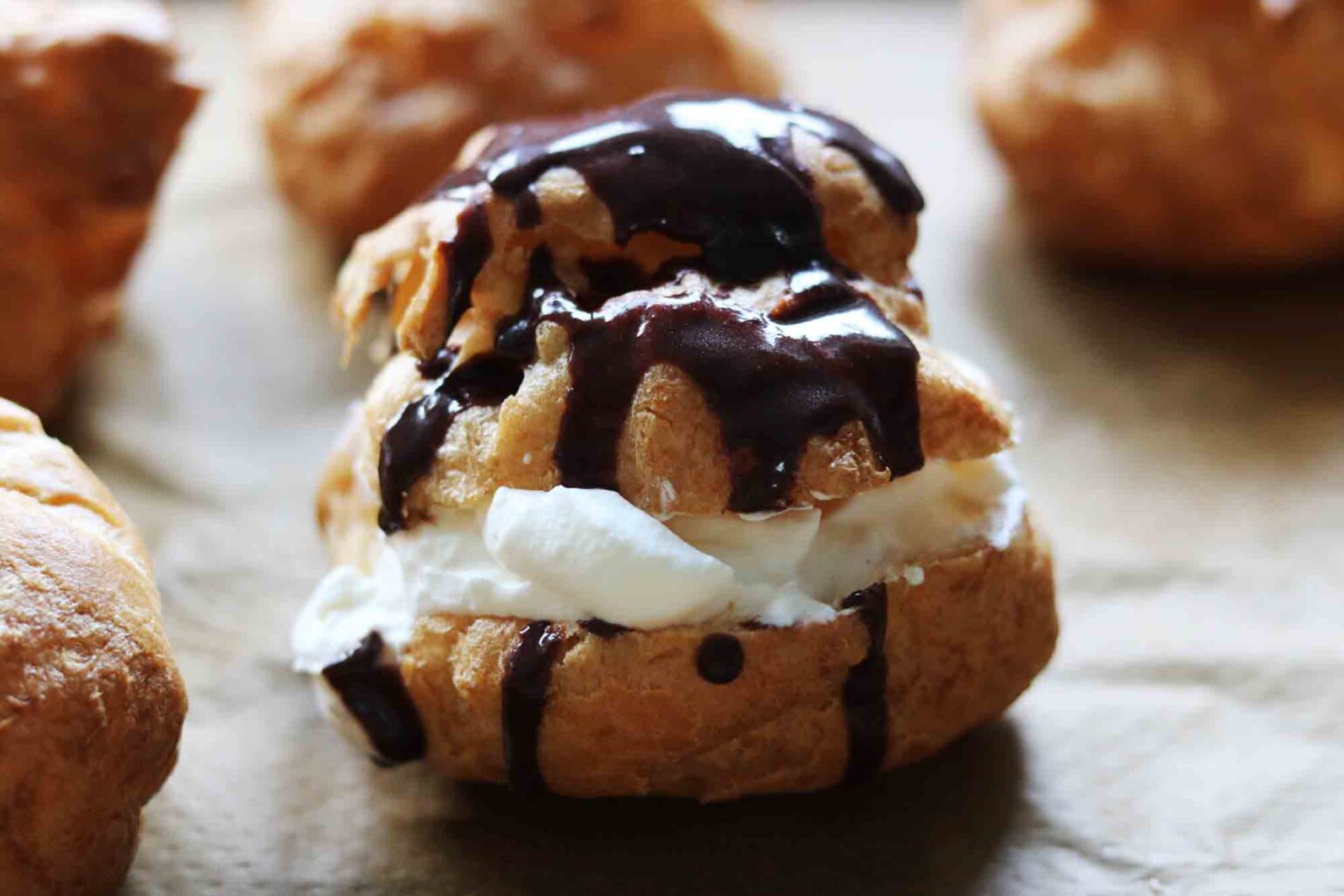 Recipe: Vandbakkelser - Danish Cream Puffs - Nordic Food