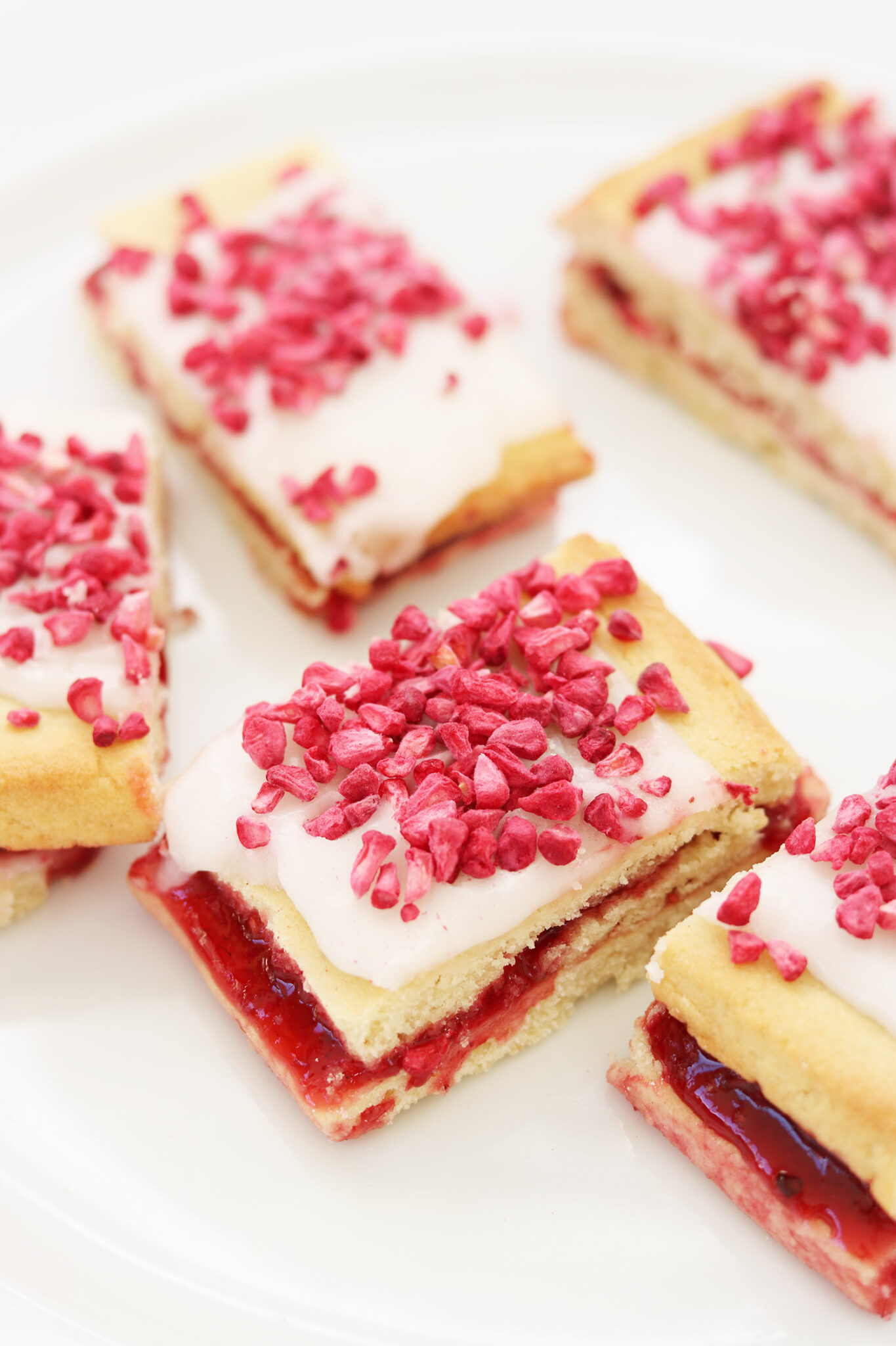 Recipe: Danish Hindbærsnitter (raspberry slices) - Mitzie Mee