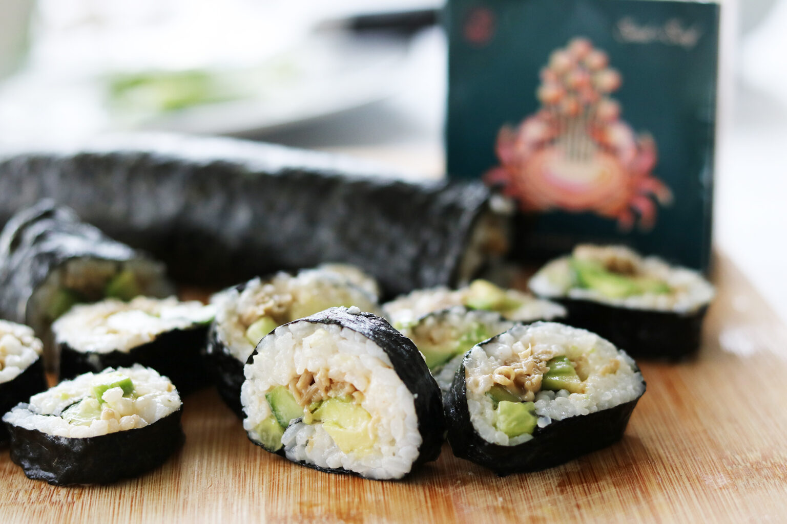 Recipe: Maki Sushi with Seed to Surf Enoki Mushroom Imitation "Snow Crab"