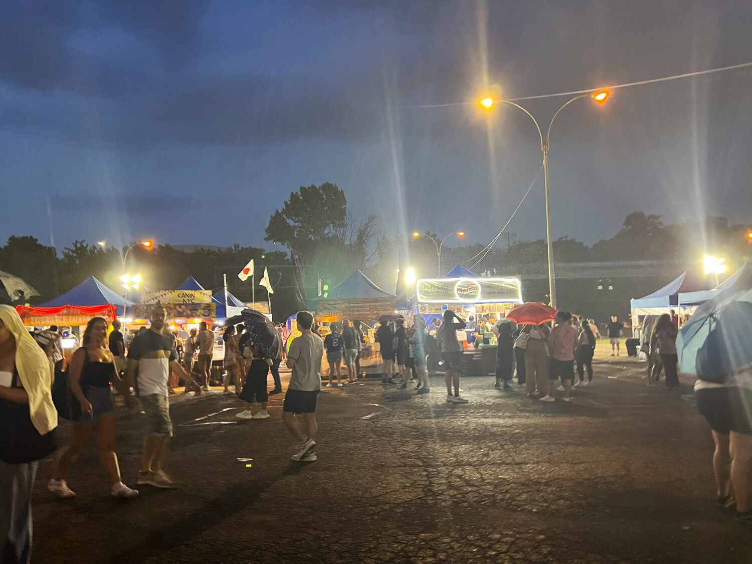 NYC: Queens Night Market - What to eat? - Mitzie Mee