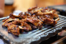 Seoul: Lunch at Oneunjeong - Pork Rib Restaurant - Mitzie Mee